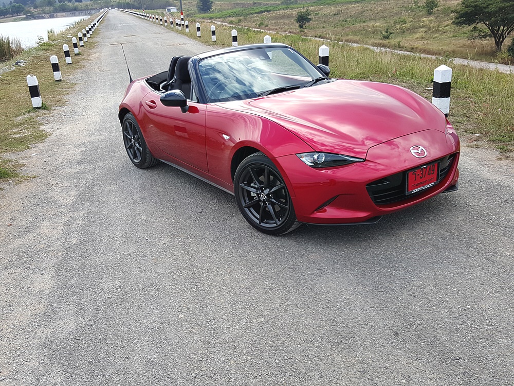 Mazda MX-5 AWD โรดสเตอร์เวอร์ชั่นขับสี่ อาจมา | AUTODEFT ข่าวรถยนต์ รีวิวรถ รถใหม่ รถออกใหม่ ...